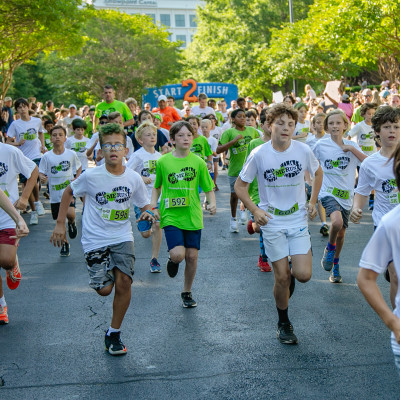 Let Me Run Charlotte - Let Me Run